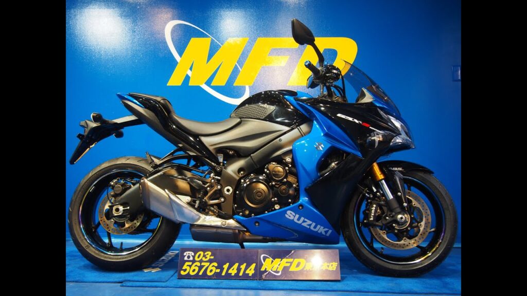 スズキ GSX-S1000F：身長160cmの足つき | バイクの足つき.com